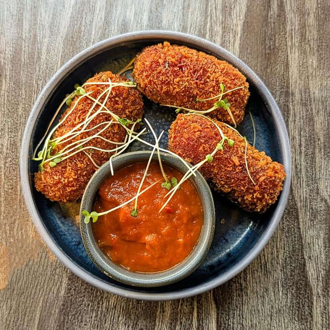 Valentine’s Plans? Make It a Nicco Night